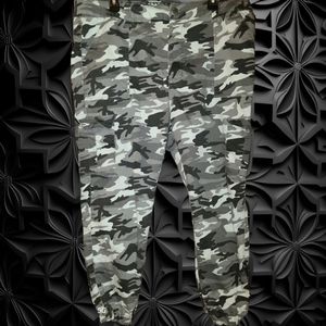 VIP | Pants & Jumpsuits | Vip Jeans Camo Cargo Pants Size 222 Womens ...